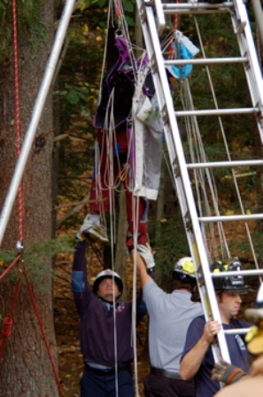 Parachutist Tree Rescue | Dunstable MA